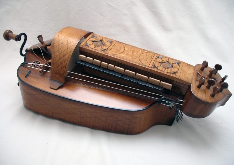 Vielle médiévale VM-003 – Vielles Kerboeuf